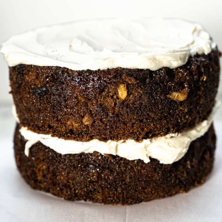 How to frost a layered cake | Our Table 4 2