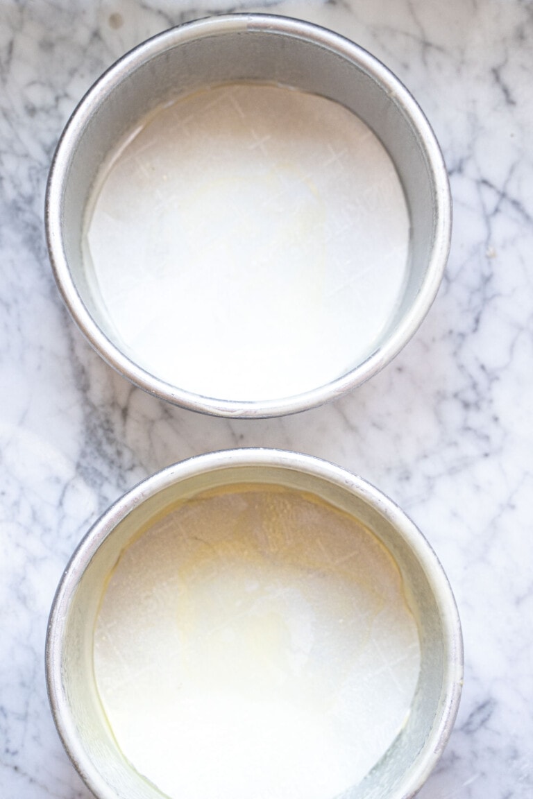 How to make a small 6-inch, 2-layer round cake | Our Table 4 2