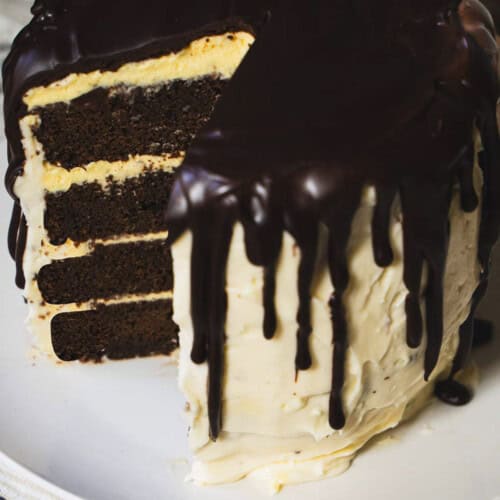 How to make a small 6-inch, 2-layer round cake | Our Table 4 2